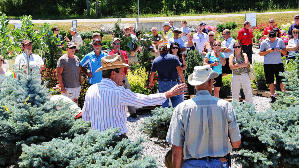 Auction in wine country raises over $20,000 to help industry ...